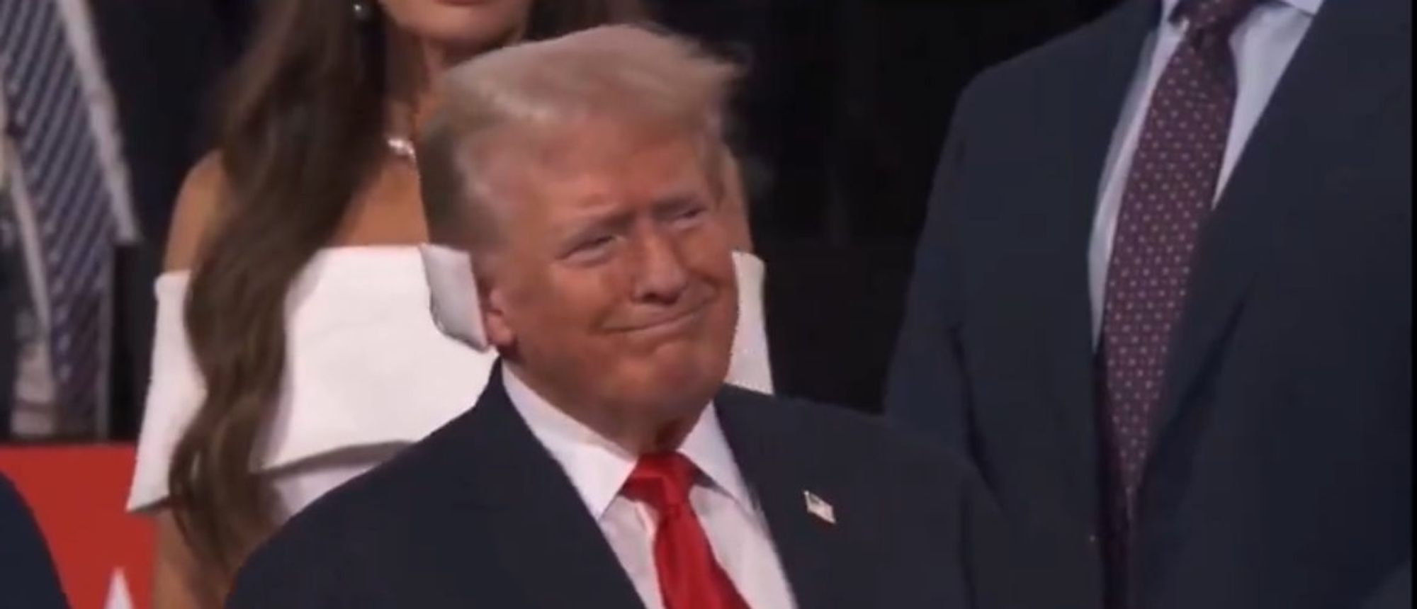 ‘Fight! Fight! Fight!’: Crowd Erupts As Bandaged Trump Makes First RNC ...