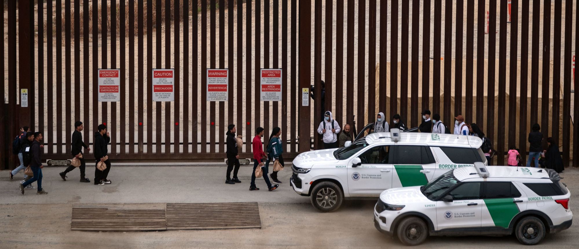 Manhunt Underway Near Trump Border Speech Site For Sex Offender Who 4713