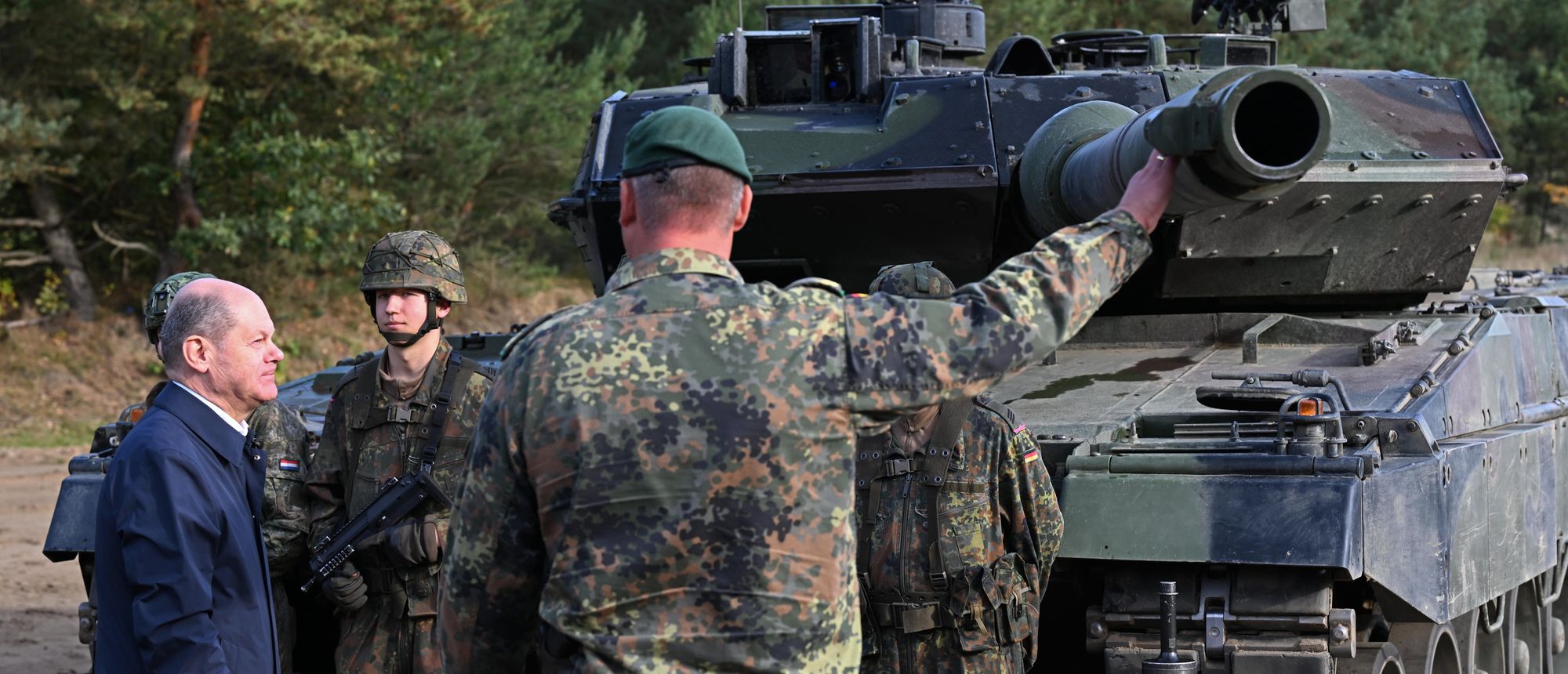 FACT CHECK: Does This Image Show A Captured Leopard 2 Tank In Ukraine ...