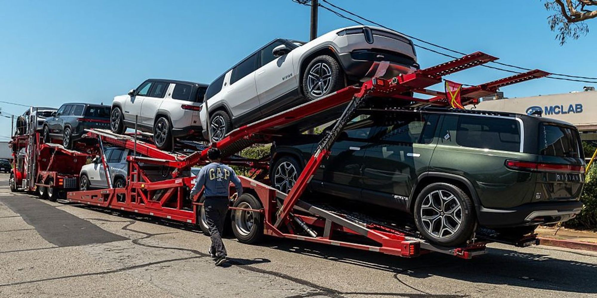 Car dealers stuck with unsellable EVs have nobody to blame but ...