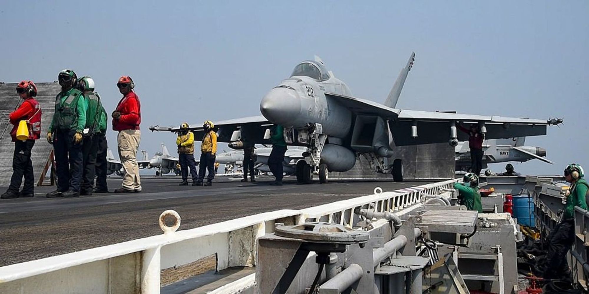 US forces fend off 10-hour attack of drones and missiles from Iran ...