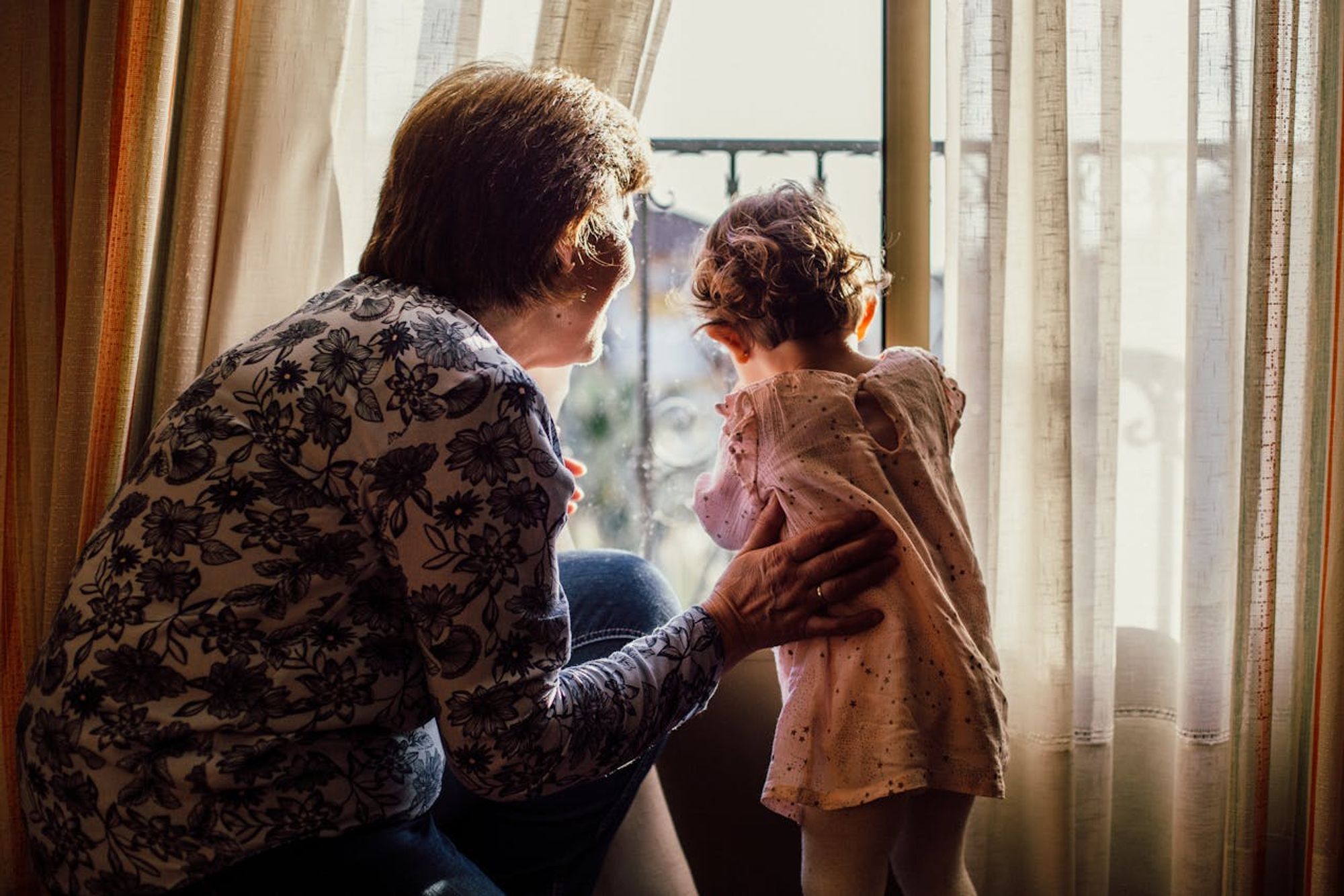 When Mom Friends Aren’t Enough, Build A ‘Grandma Tribe’ - Conservative ...